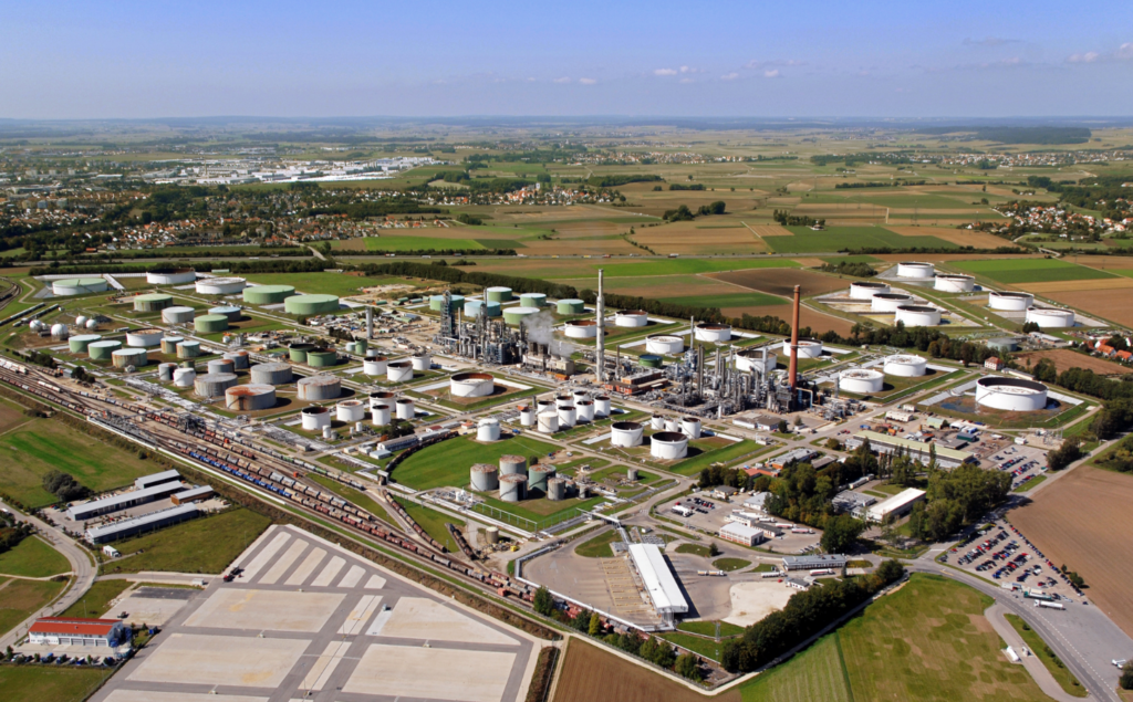 Gunvor secures usd 1.645 billion sustainability-linked, multi-currency ...